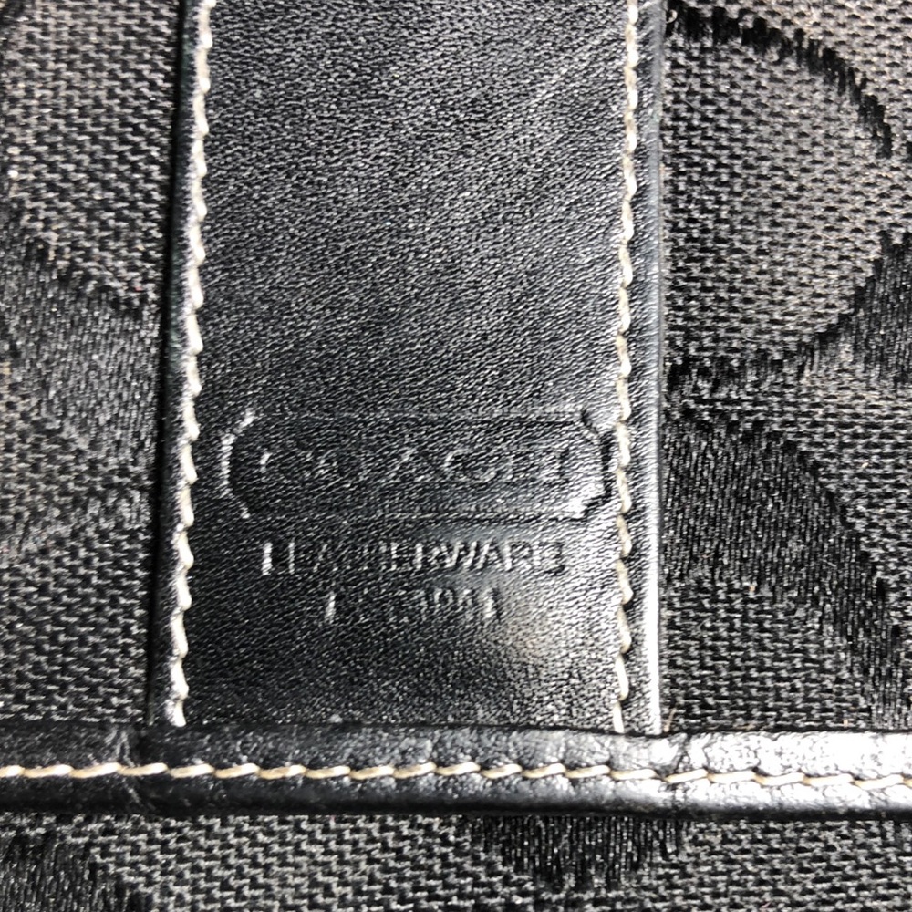 Coach Authentic Trifold Black Wallet - Gem